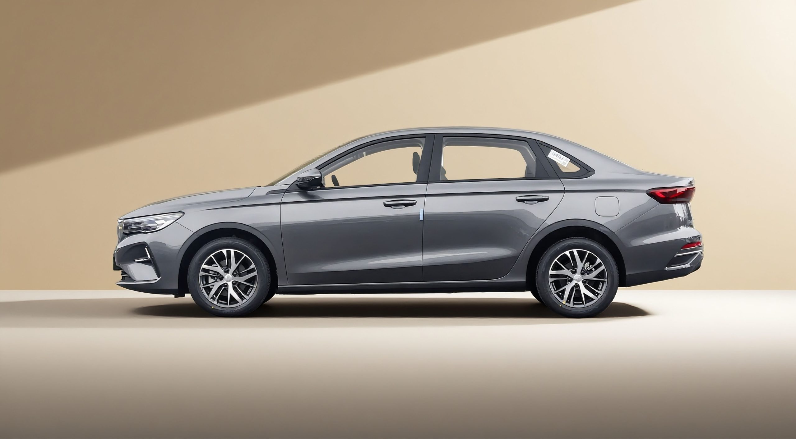 Emgrand Manual Grey 2026 - HSX Auto